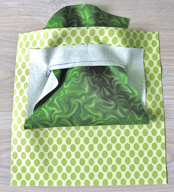 How to sew pockets for bags- welt pockets - Geta's Quilting Studio