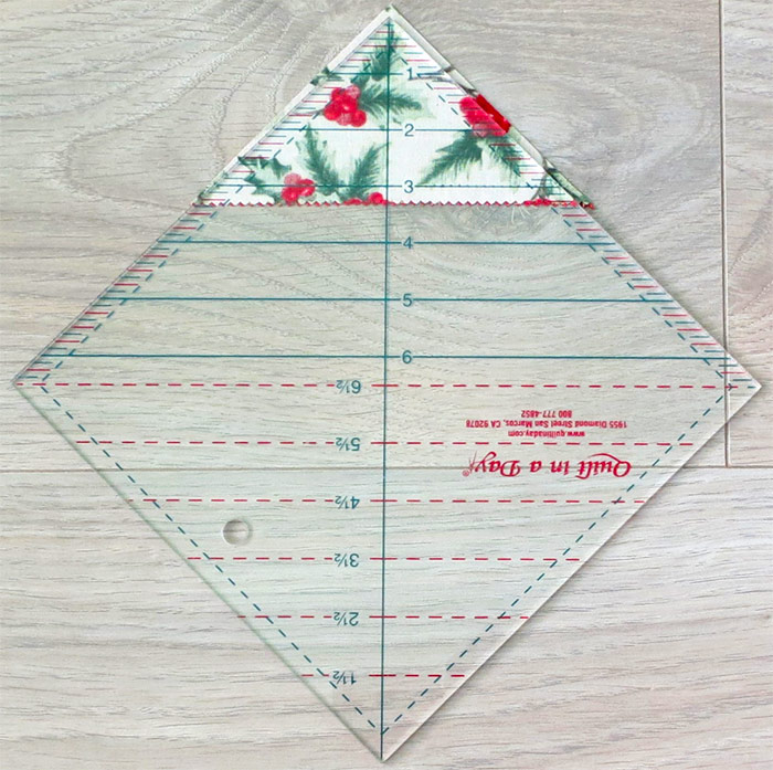 Half square triangles - a tip and some formulas - Geta's Quilting Studio